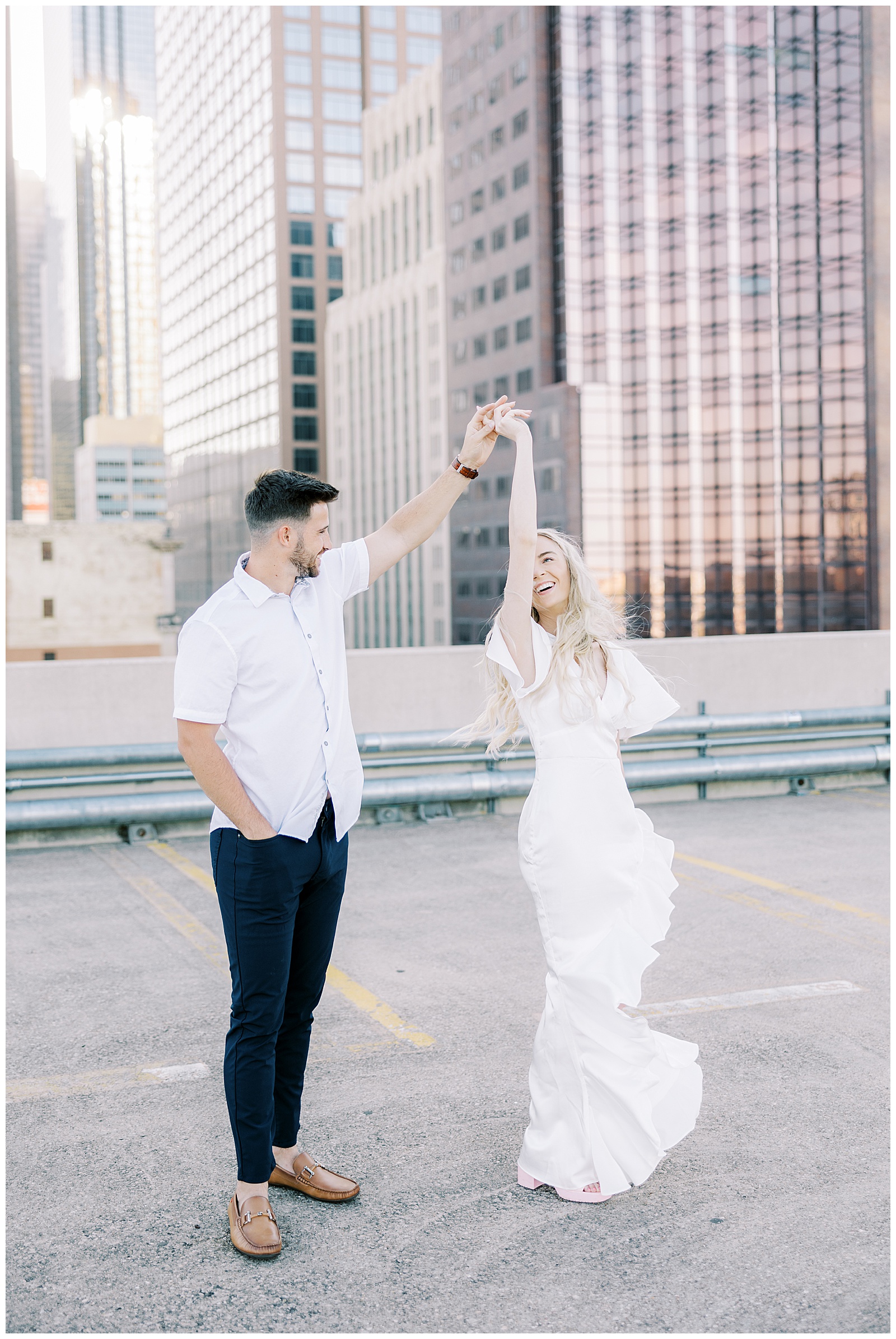 Madi & Blake's Downtown Dallas Engagement Session - Rebecca Tripp Photo ...