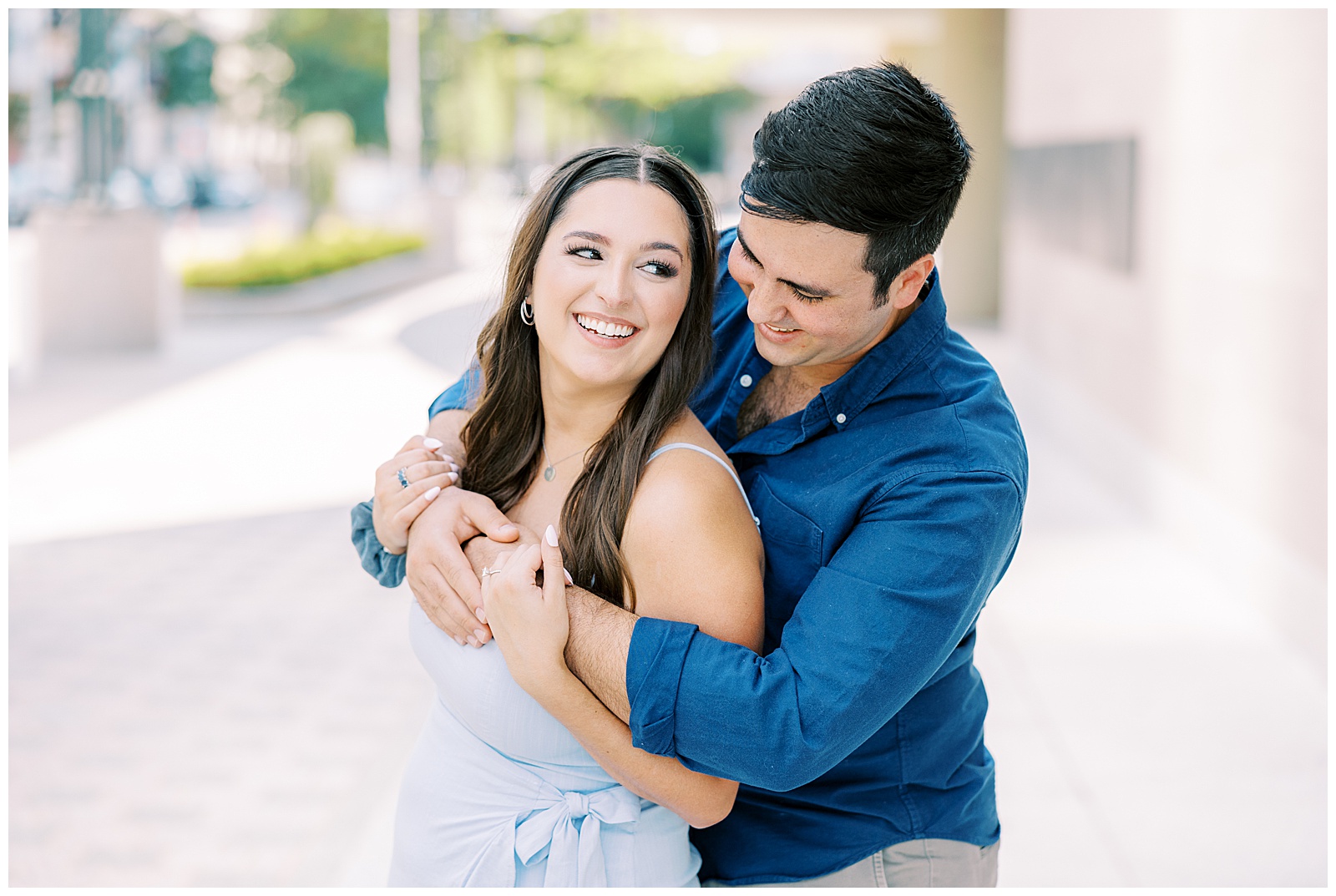 Emma & Bill's Downtown Dallas Engagement Session - Rebecca Tripp Photo ...